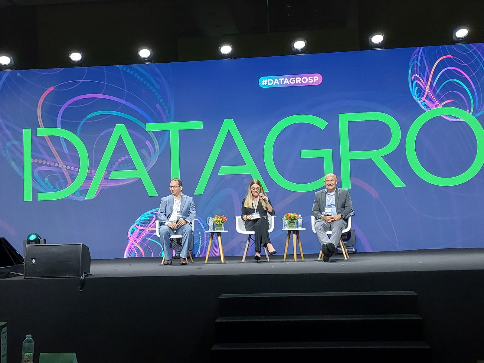 Speakers talk about green hydrogen from ethanol at the DATAGRO 2022 International Conference ...